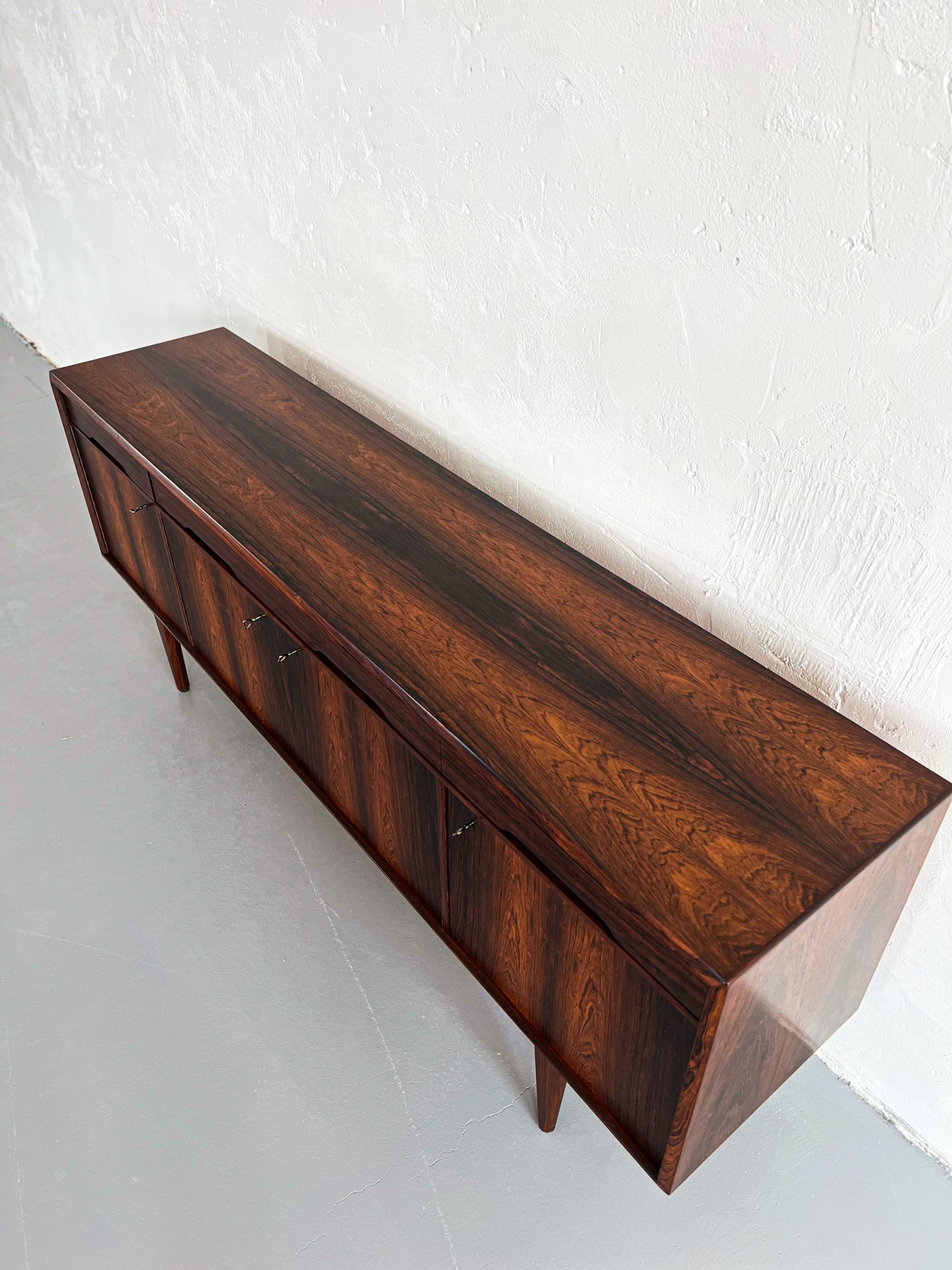 Norskt sideboard • Reformfurniture
